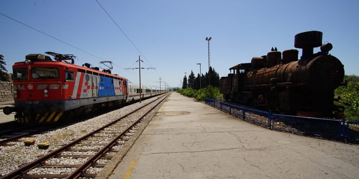 CARNET: Roditelji, redizajniran je e-Dnevnik, evo koje su nove ...