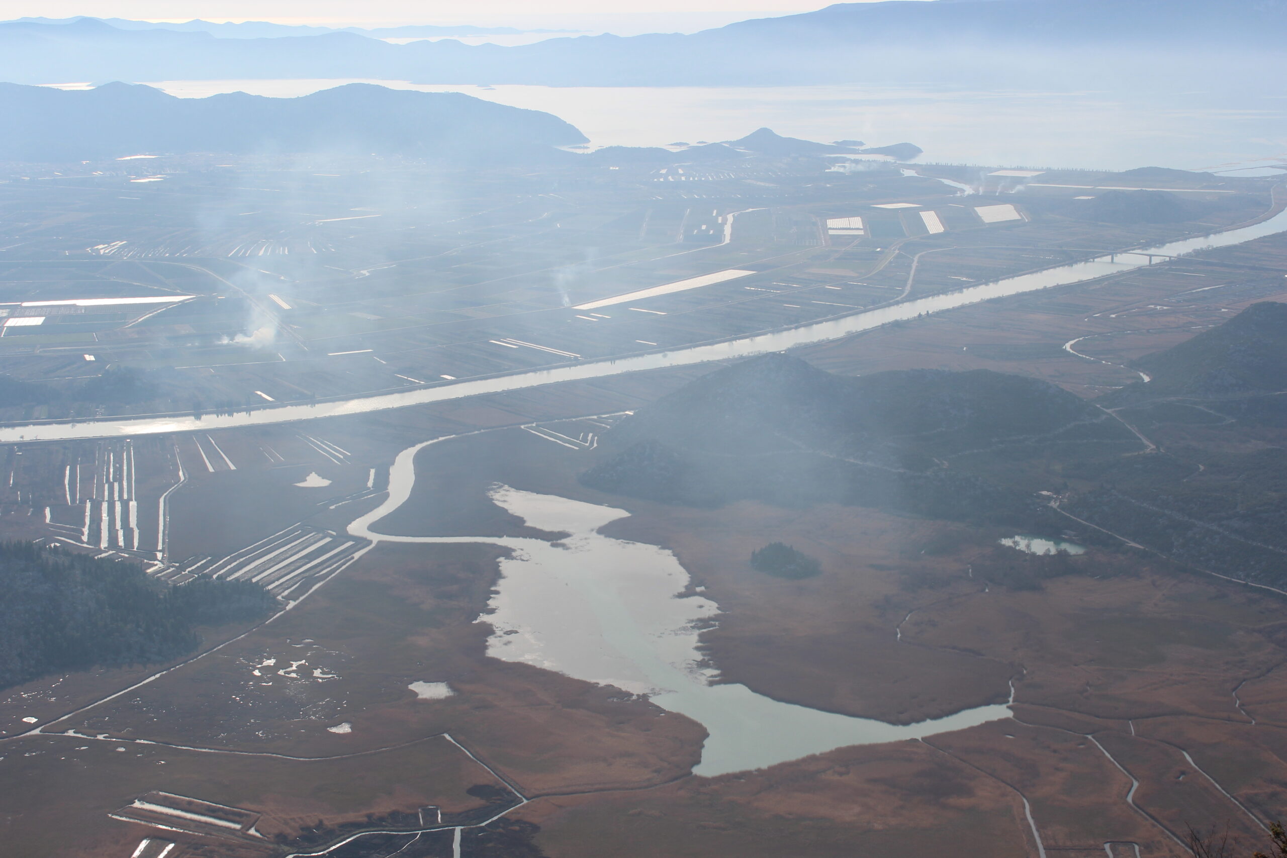 DESNE Ime je dobilo po tvrđavi Desna ("s desne strane Neretve") s ...