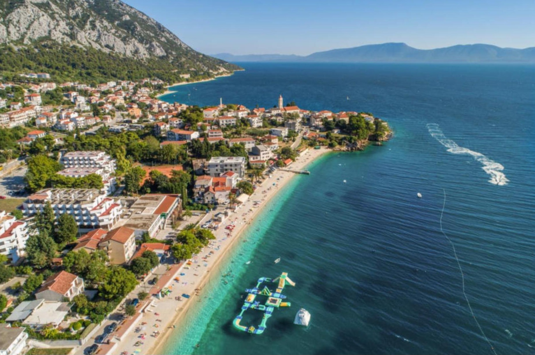 Općina Gradac donijela odluku: Kranovima u sezoni nije mjesto ni na ...