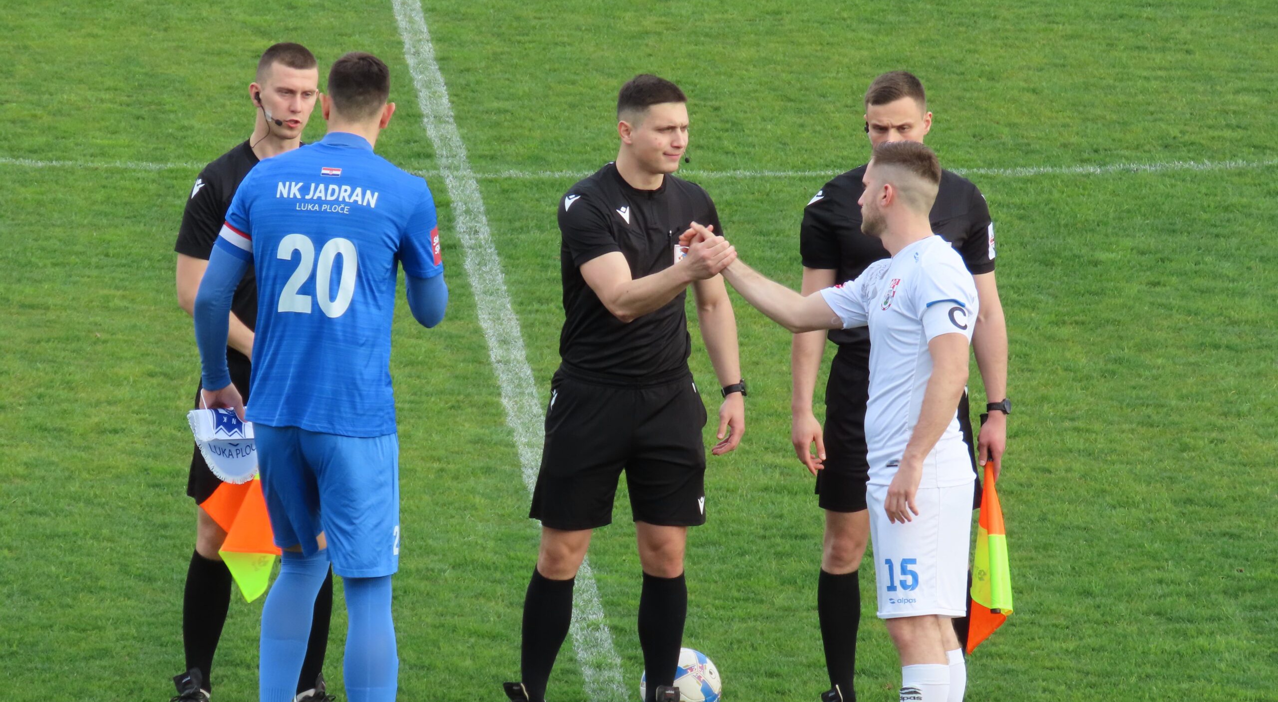 VELIKI DERBI U PLOČAMA Jadran LP dočekuje vodeću Mladost, pobjedom se ...
